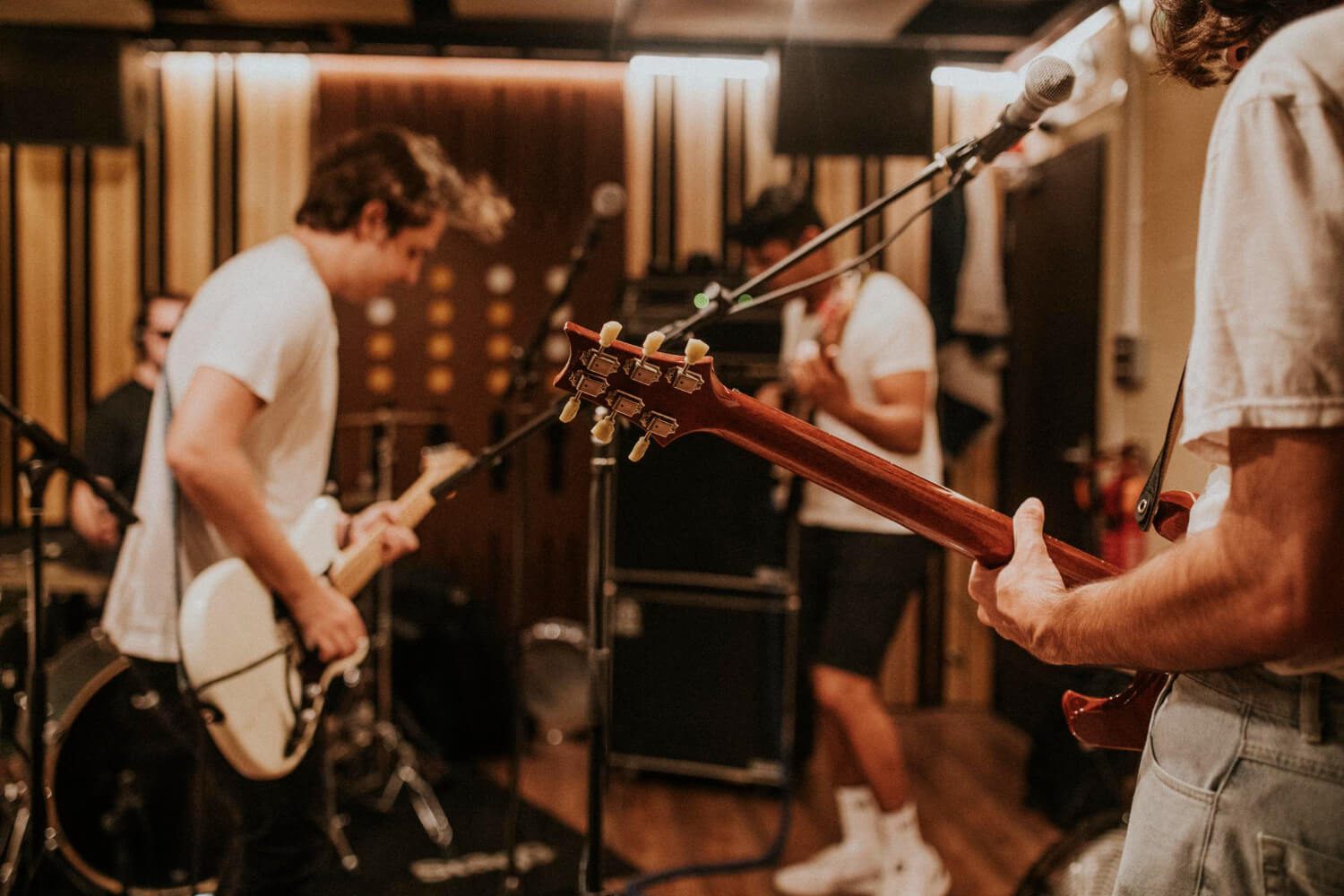 Sweetwater – The Ultimate Destination for Music Gear – Everyday Guide ...