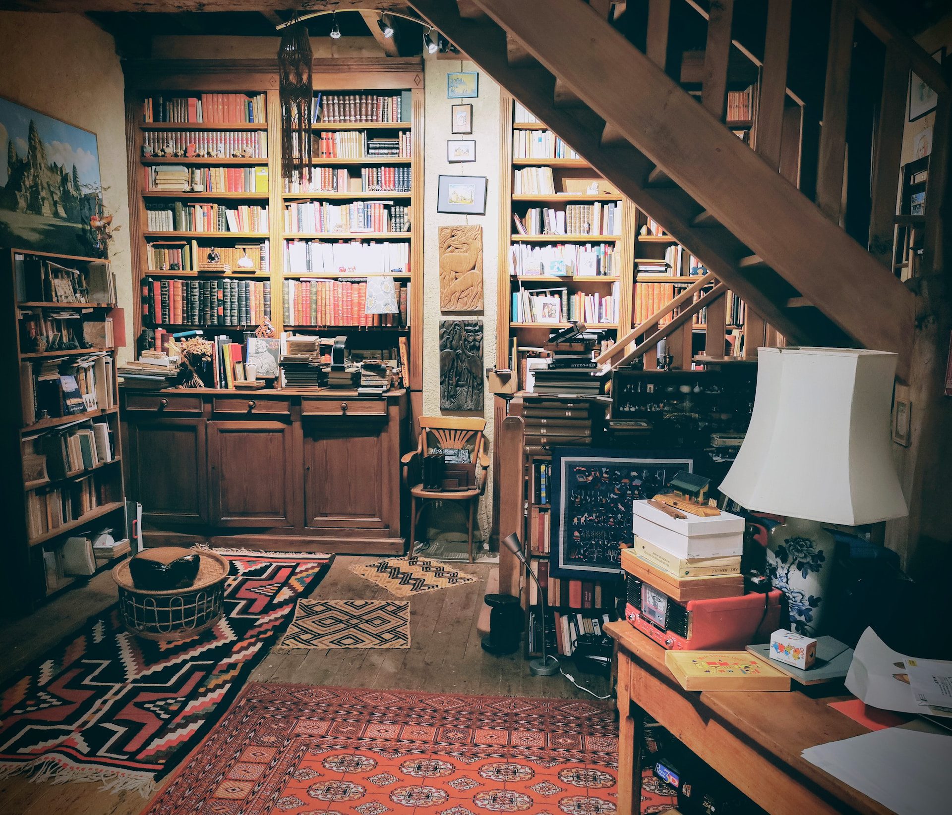 A Step-by-Step Guide to Setting Up Your Home Library on a Budget ...